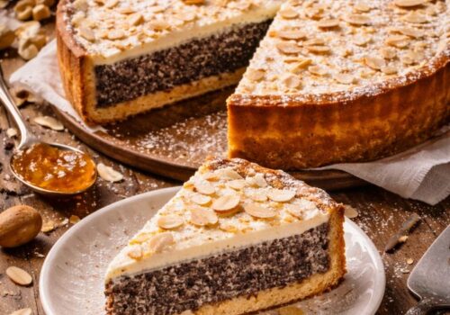 Quick and Easy 3-Ingredient Cottage Cheese Bread - Gimme Recipe